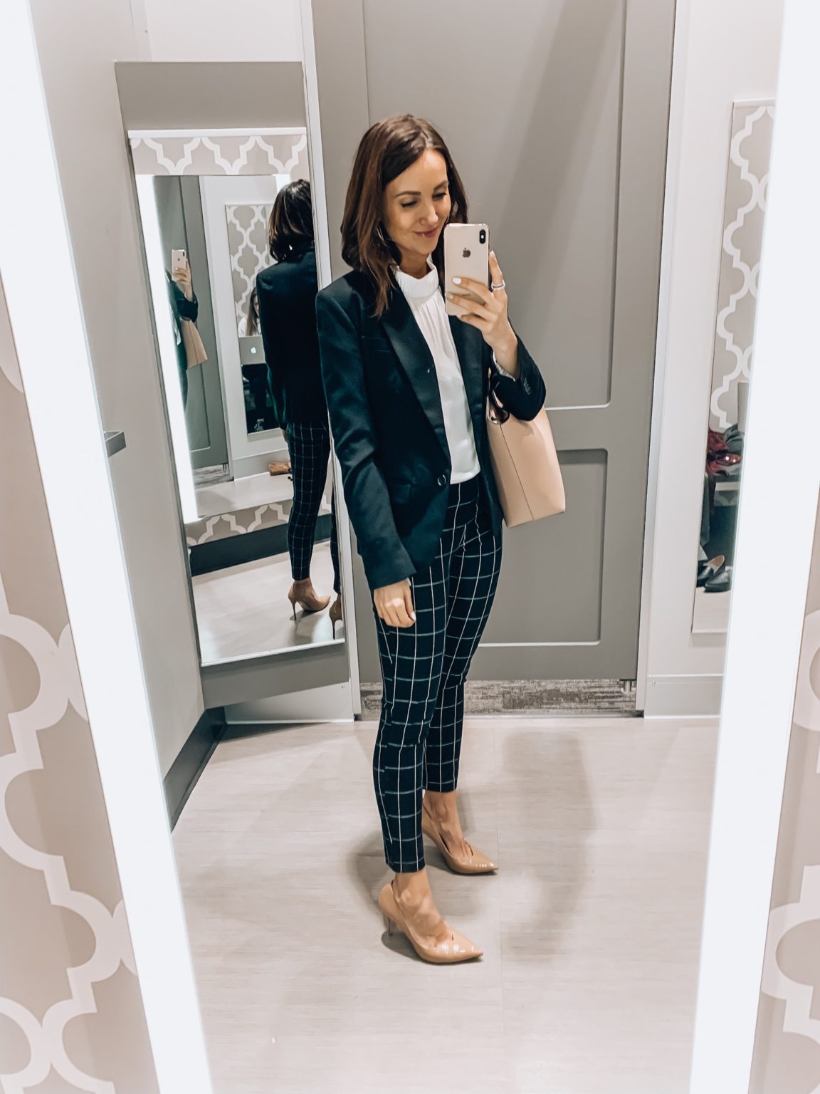 30 Workwear Outfit Ideas - Blushing Rose Style Blog